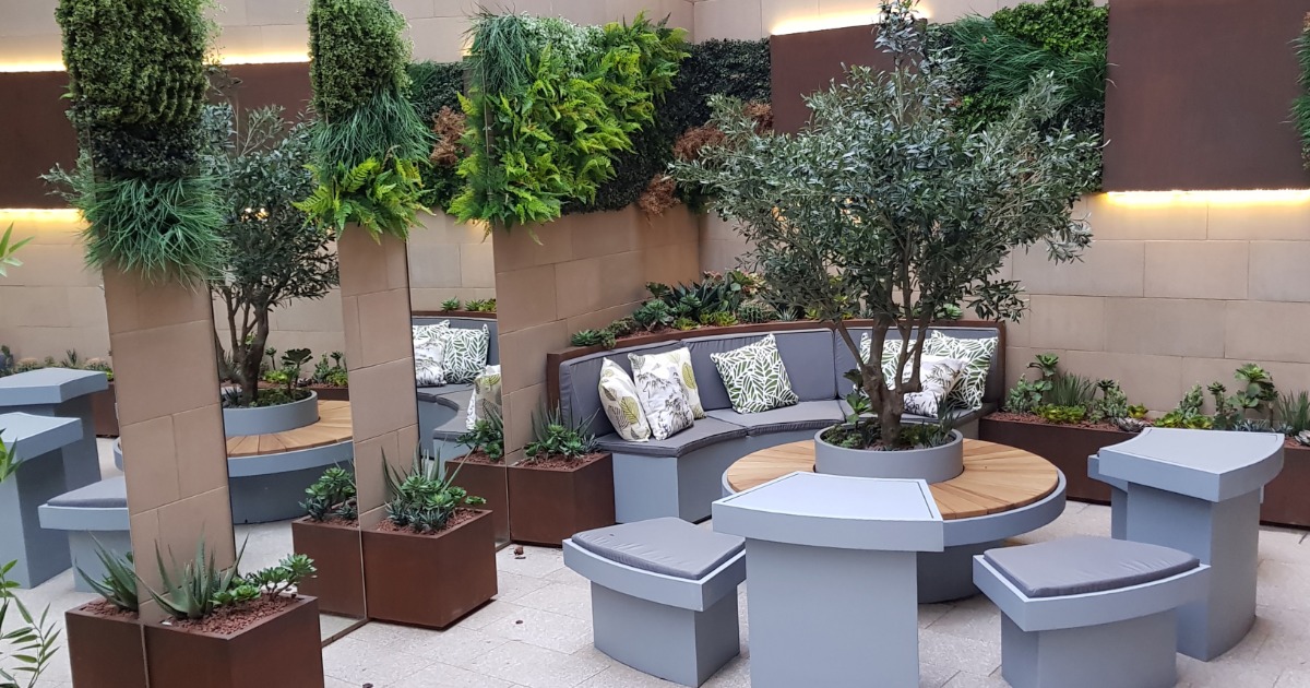 Fibreglass containers, planters, pots, water features and troughs ...