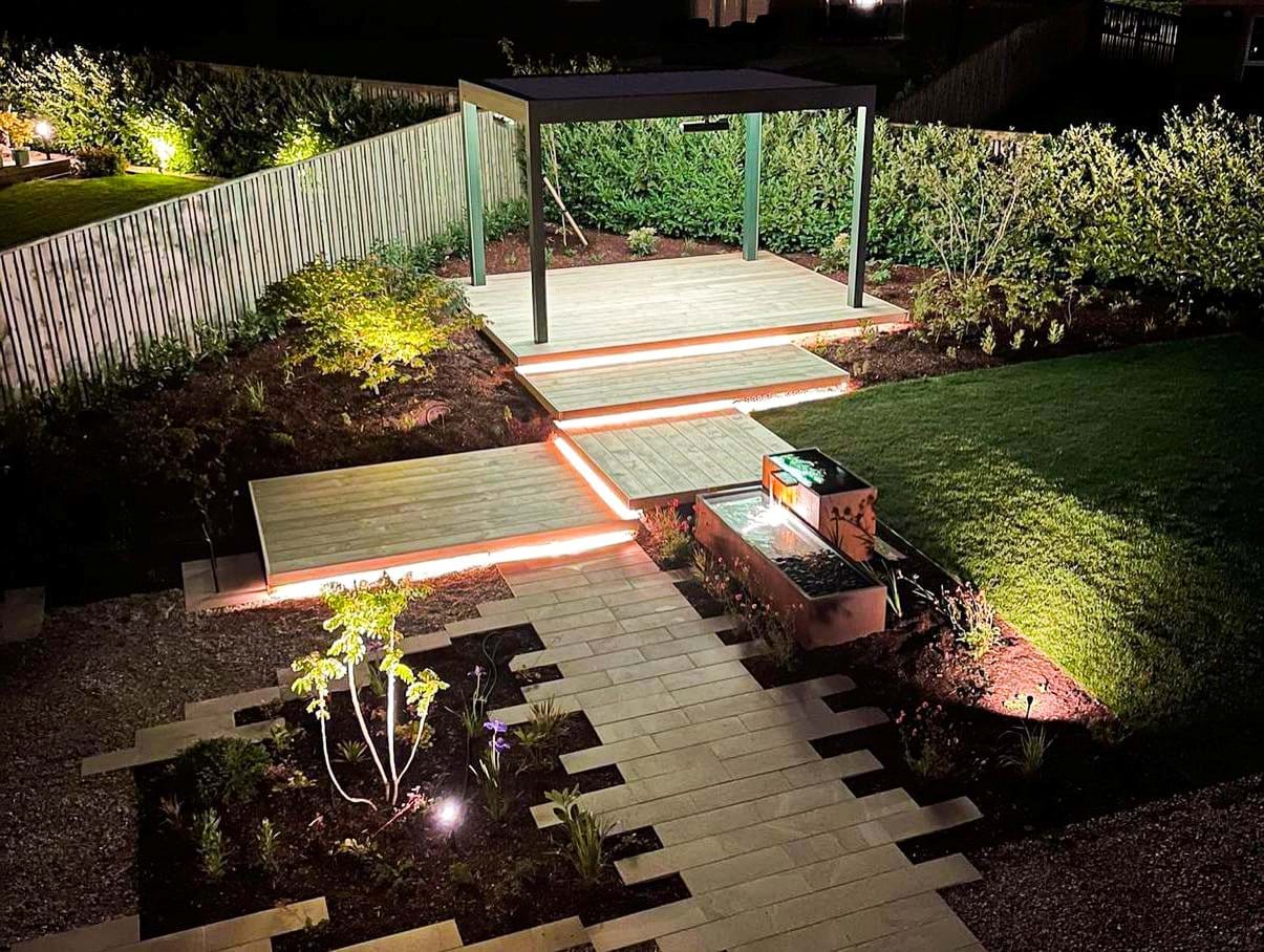 Rustic Water Feature and Planters | Livingreen Design