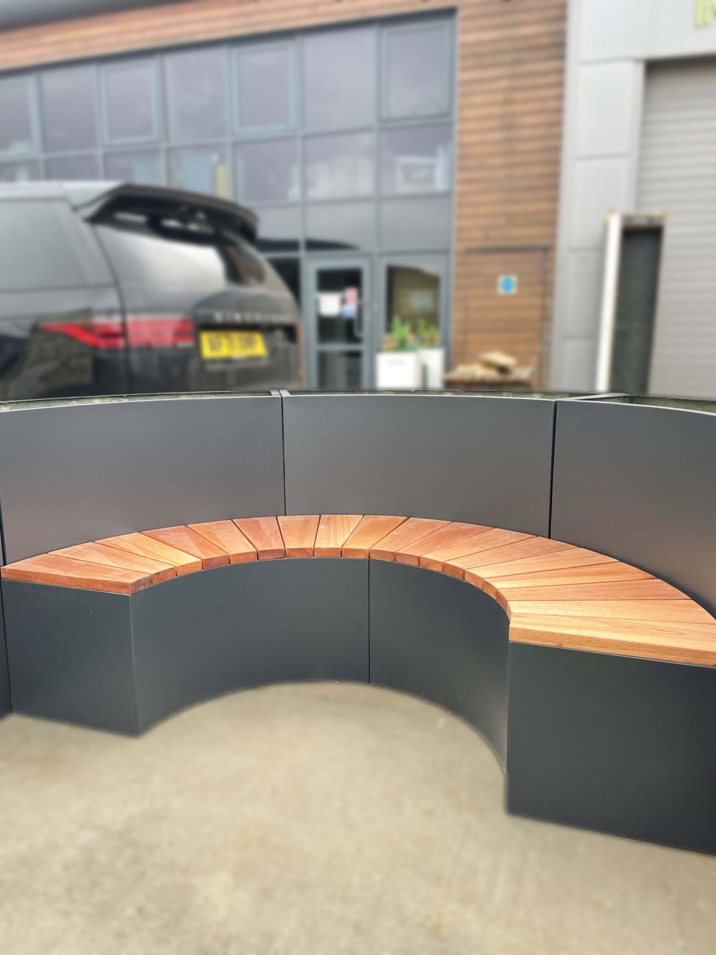 Bespoke Fibreglass Planters and Benches | Livingreen Design